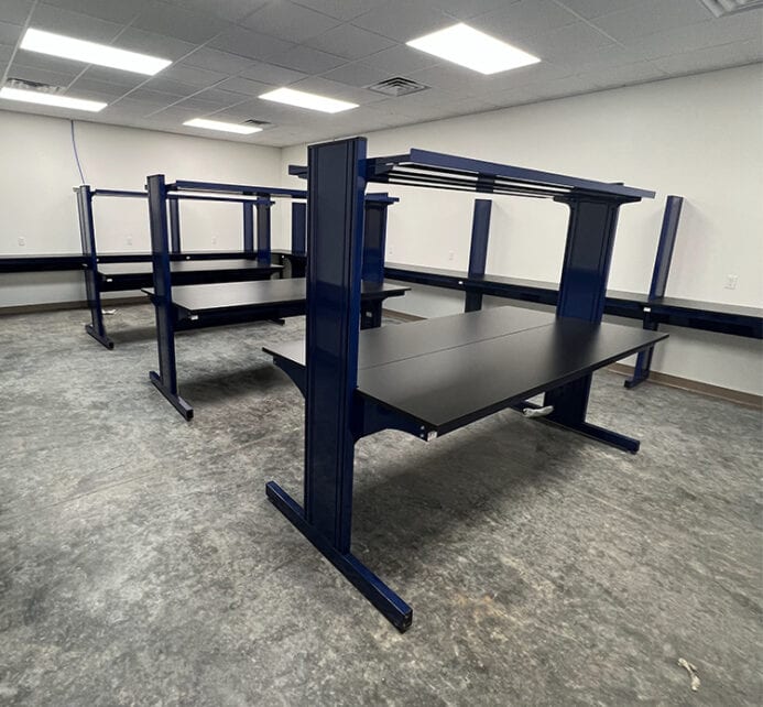 Industrial Workbench - Shop Heavy-duty Workstations