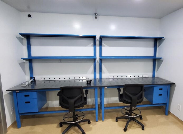 Industrial Workbench - Shop Heavy-duty Workstations